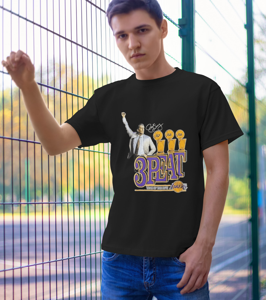 Los Angeles Lakers 3PEAT Team Of The 80's 87 88 89 Pat Riley T-Shirt