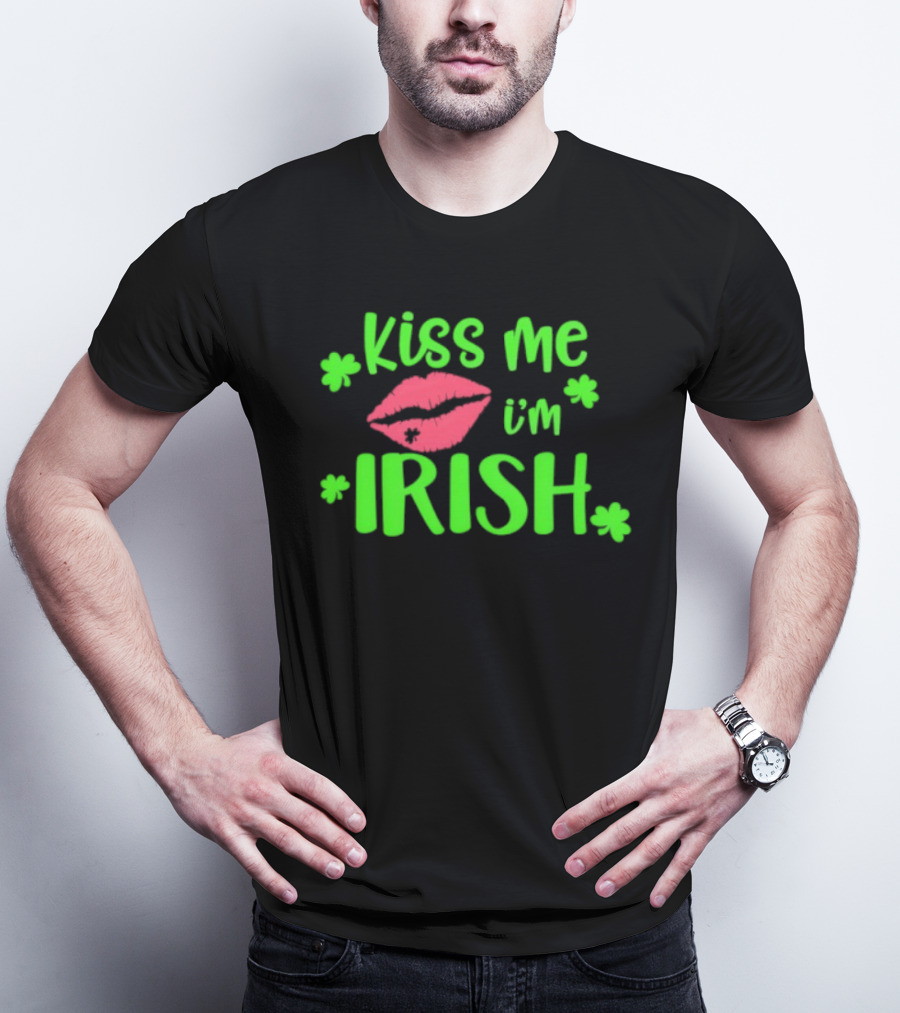Kiss Me I'm Irish Shamrock Lips St Patrick's Day T-Shirt