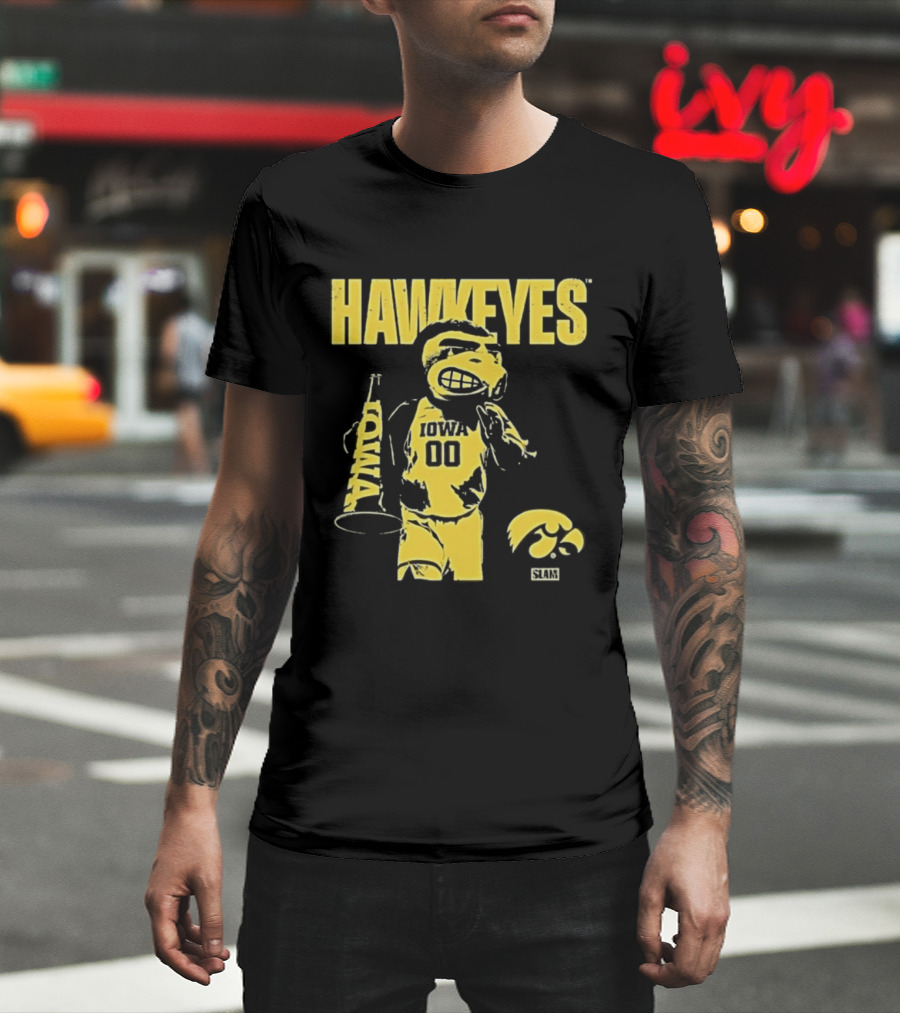 Iowa Hawkeyes Herky The Hawk 00 Slam Basketball T-Shirt