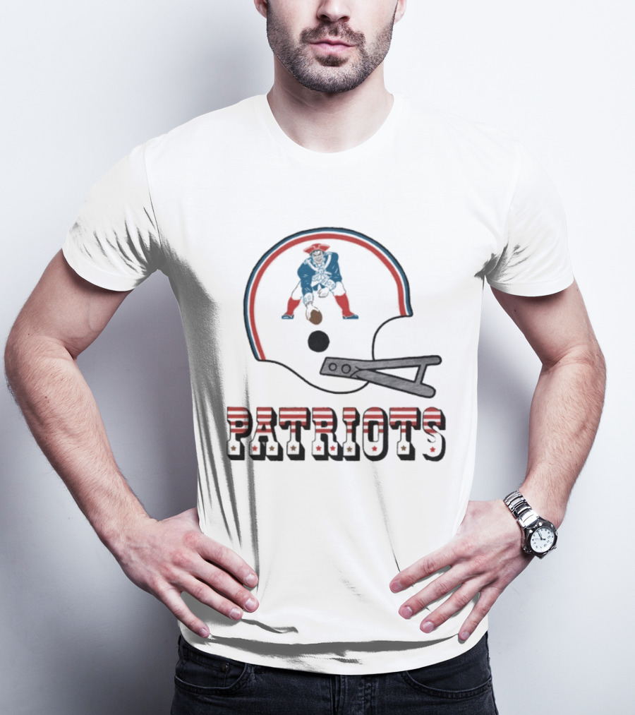 New England Patriots Helmet Throwback T-Shirt