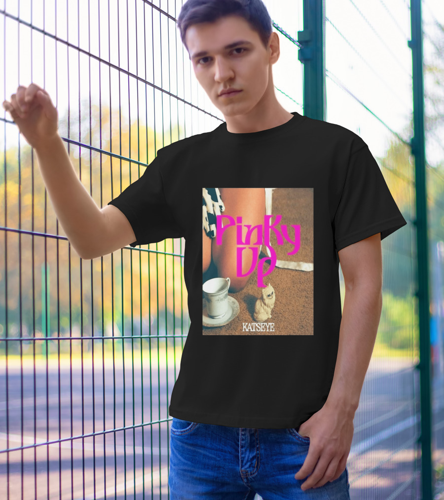Katseye Pinky Up Vintage Cup And Cat Figurine T-Shirt