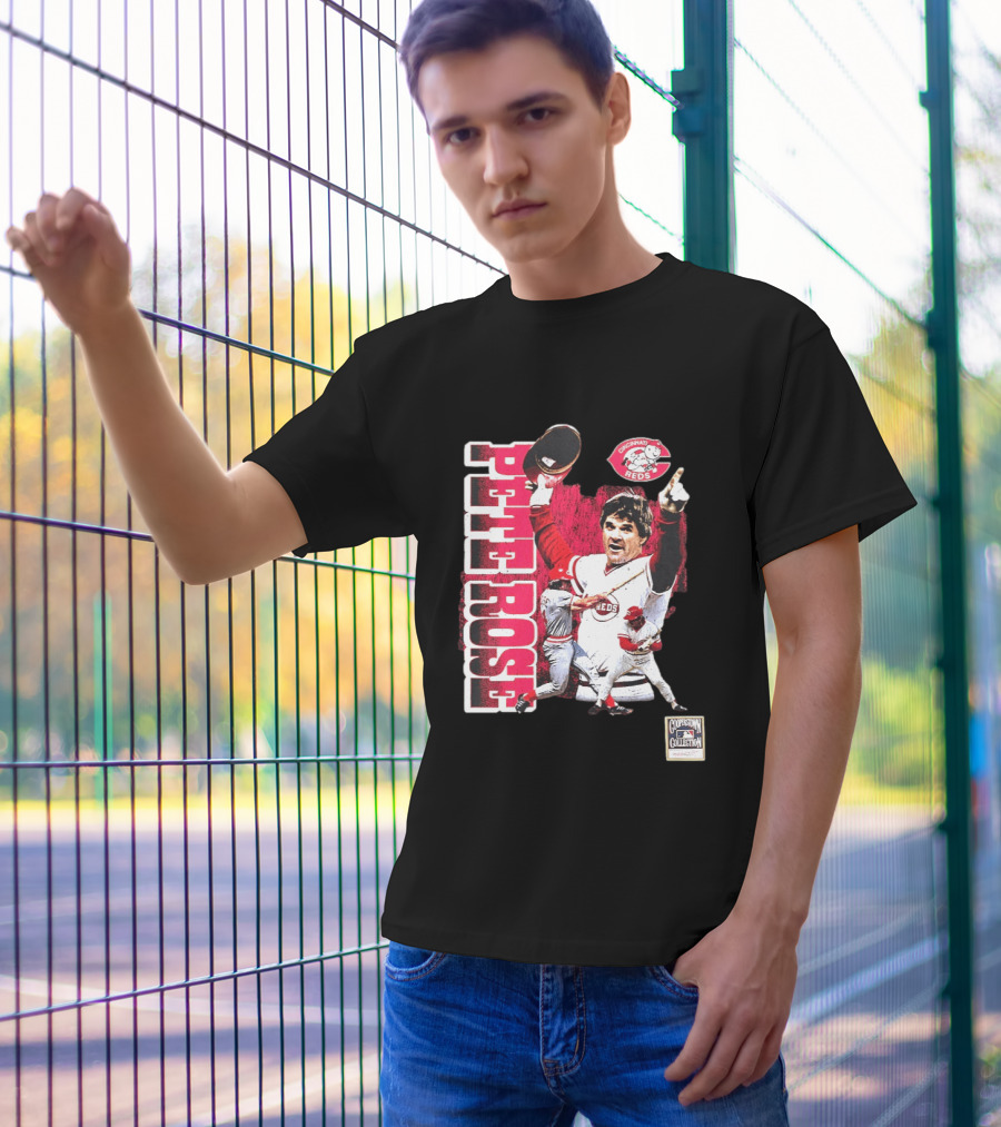 Pete Rose Cincinnati Reds Cooperstown Collection Players T-Shirt