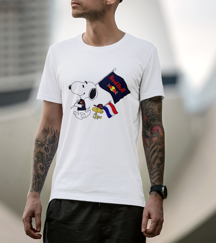 Snoopy Woodstock Red Bull Racing F1 Flag Peanuts Character Collaboration T-Shirt