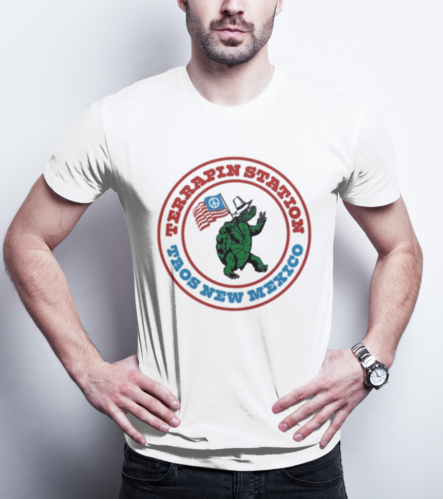 Terrapin Station Taos New Mexico Turtle With Hat And Flag T-Shirt