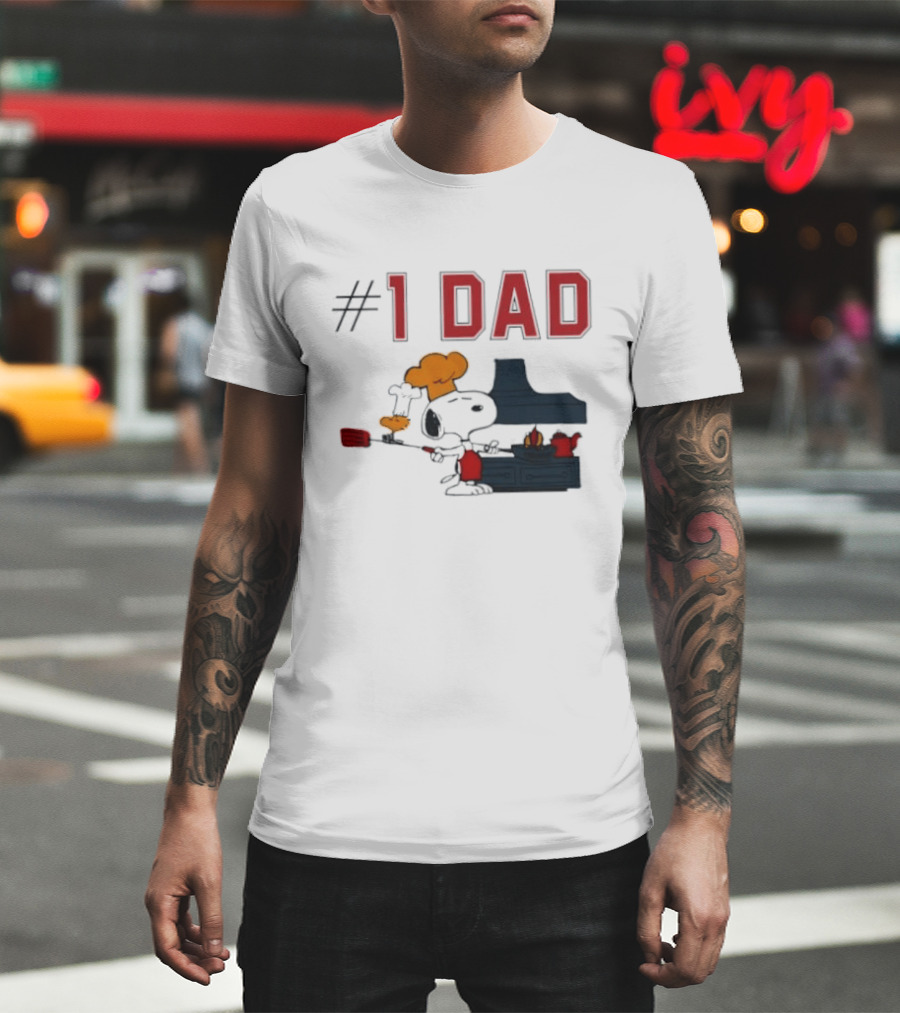 Snoopy #1 Dad BBQ Chef Cooking Grilling Peanuts Comic Strip T-Shirt