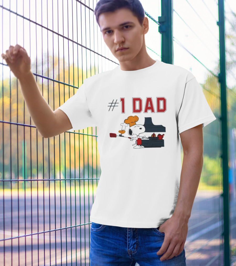 Snoopy #1 Dad BBQ Chef Cooking Grilling Peanuts Comic Strip T-Shirt