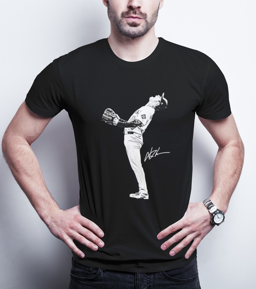 Yoshinobu Yamamoto Los Angeles Dodgers 2026 Player Action Pose T-Shirt