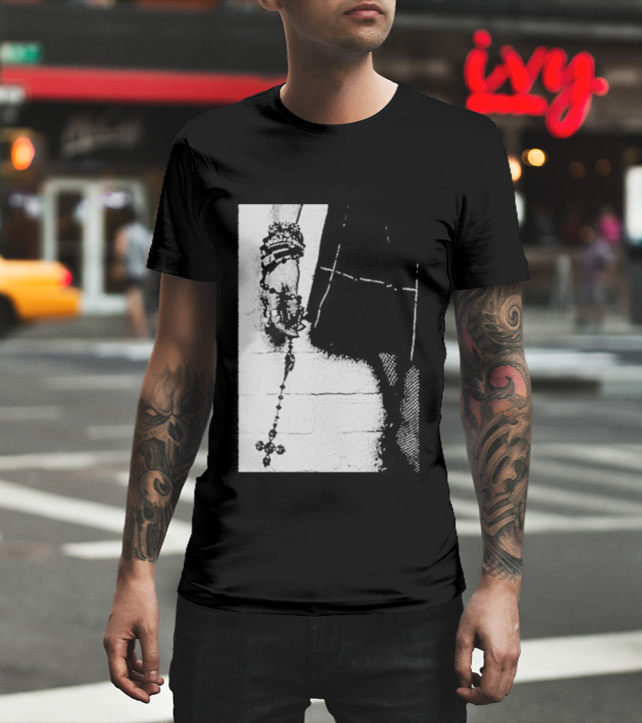 The Pretty Reckless Rosary Baphomet XScreaming T-Shirt