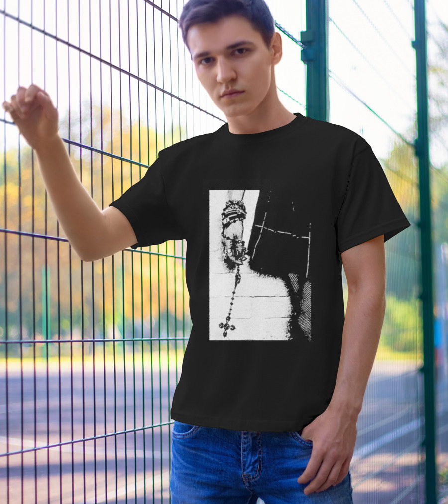 The Pretty Reckless Rosary Baphomet XScreaming T-Shirt
