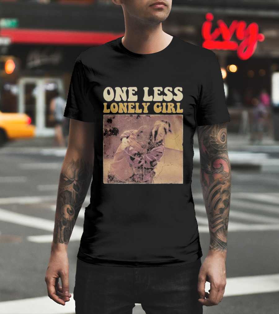 Billie Eilish Justin Bieber One Less Lonely Girl Vintage Style Hug Scene T-Shirt