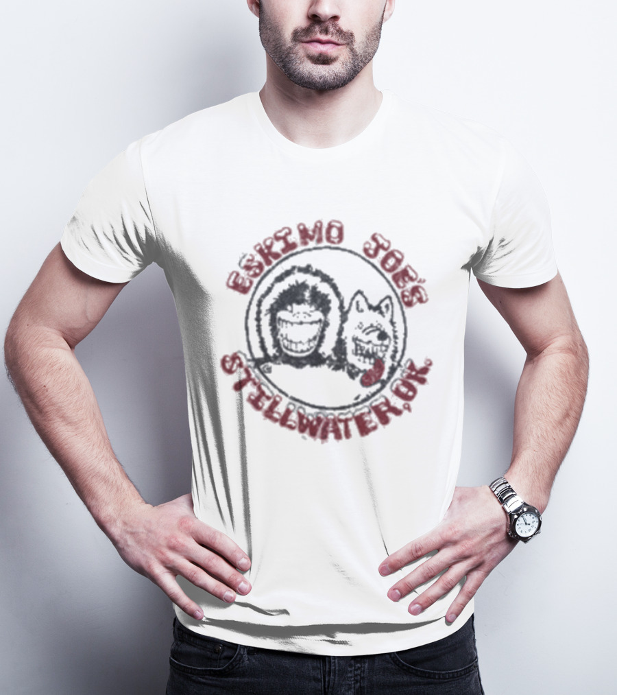 Eskimo Joe's Stillwater Oklahoma Classic Smiling Mascot And Dog Circle T-Shirt