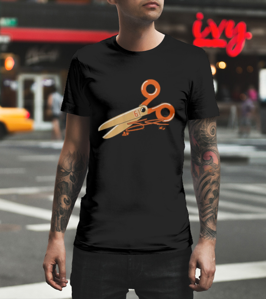 Cutter Gauthier Scissors 61 Orange T-Shirt