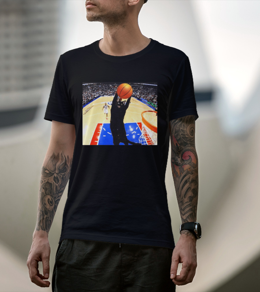 Jarrett Allen Cat Dunking Basketball On Court T-Shirt