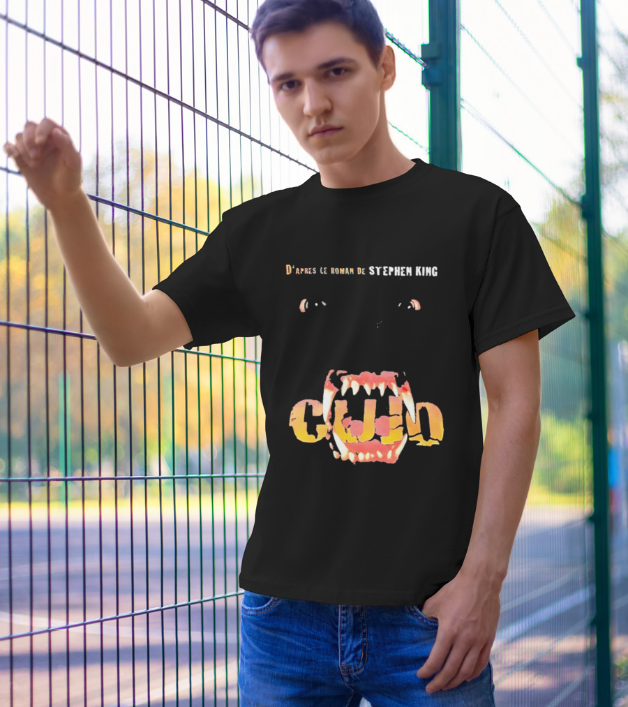 Cujo D'apres Le Roman De Stephen King Canine Teeth T-Shirt