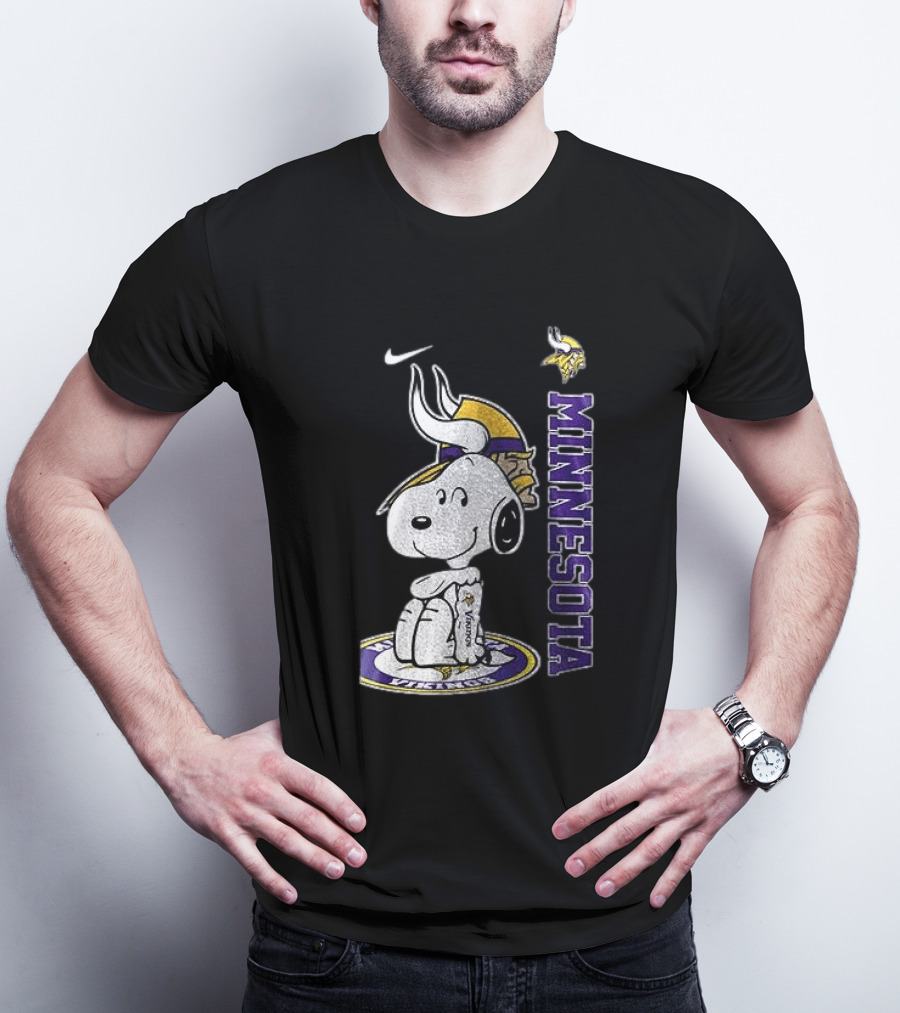 Minnesota Vikings Peanuts Snoopy Thank You For The Memories T-Shirt