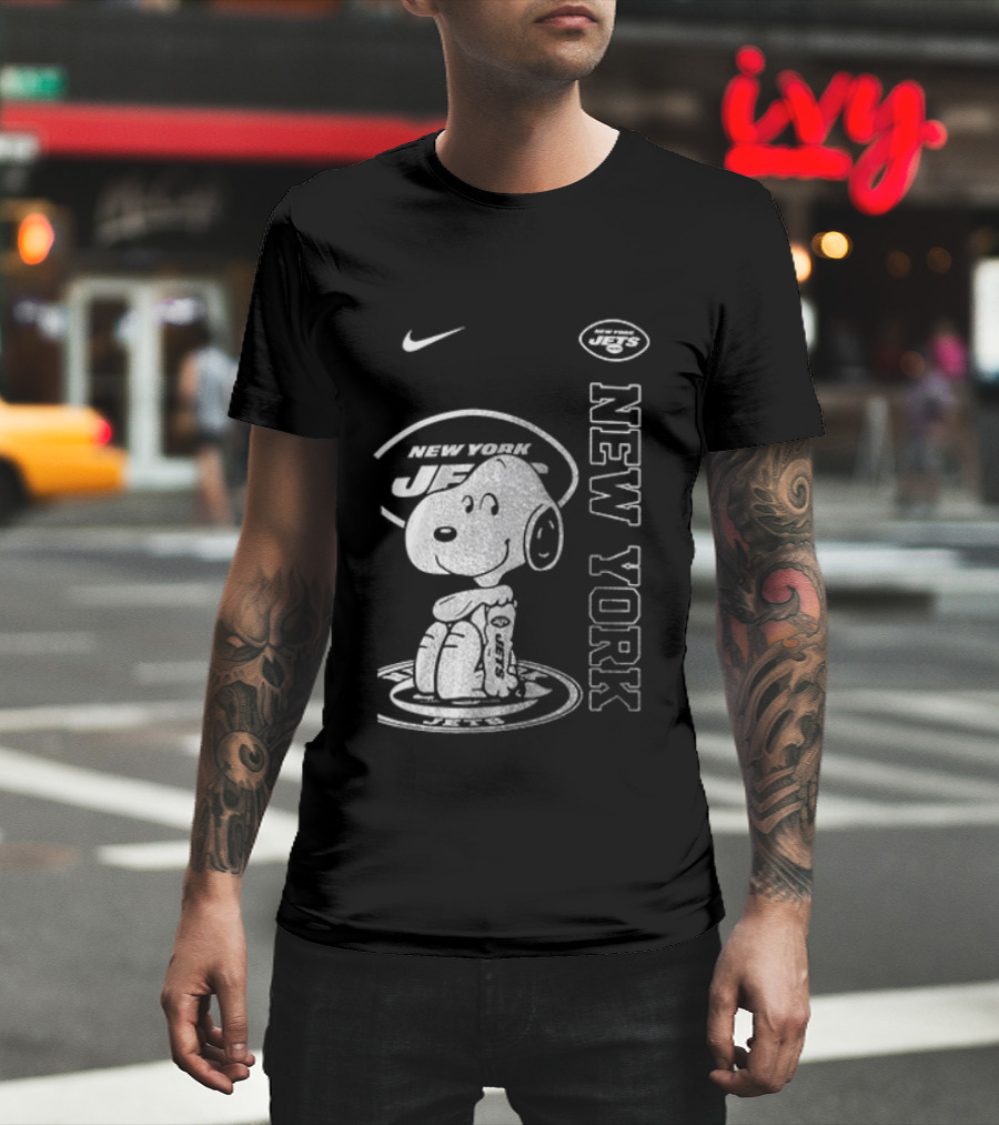 New York Jets Snoopy Yes I'm Old Thank You For The Memories T-Shirt