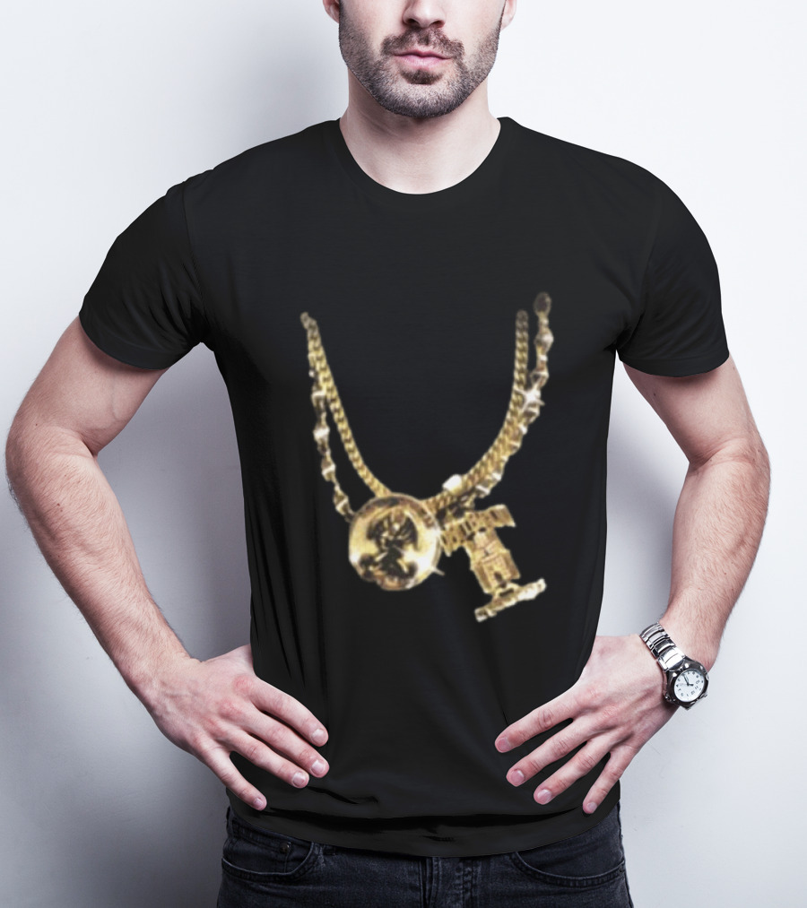 2Pac Gold Necklace Iconic Hip Hop Jewelry T-Shirt