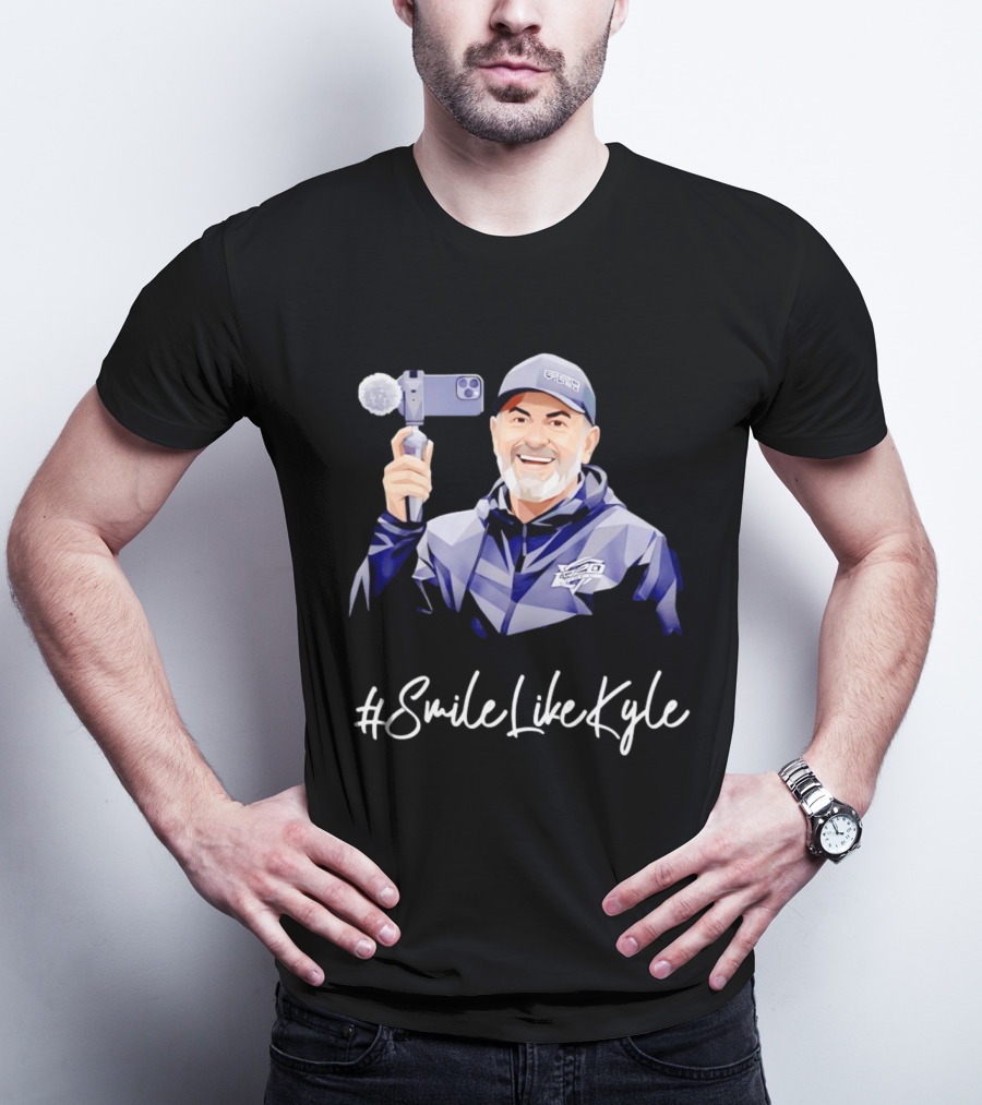 #SmileLikeKyle RIP Memorial Vlogger 720 T-Shirt