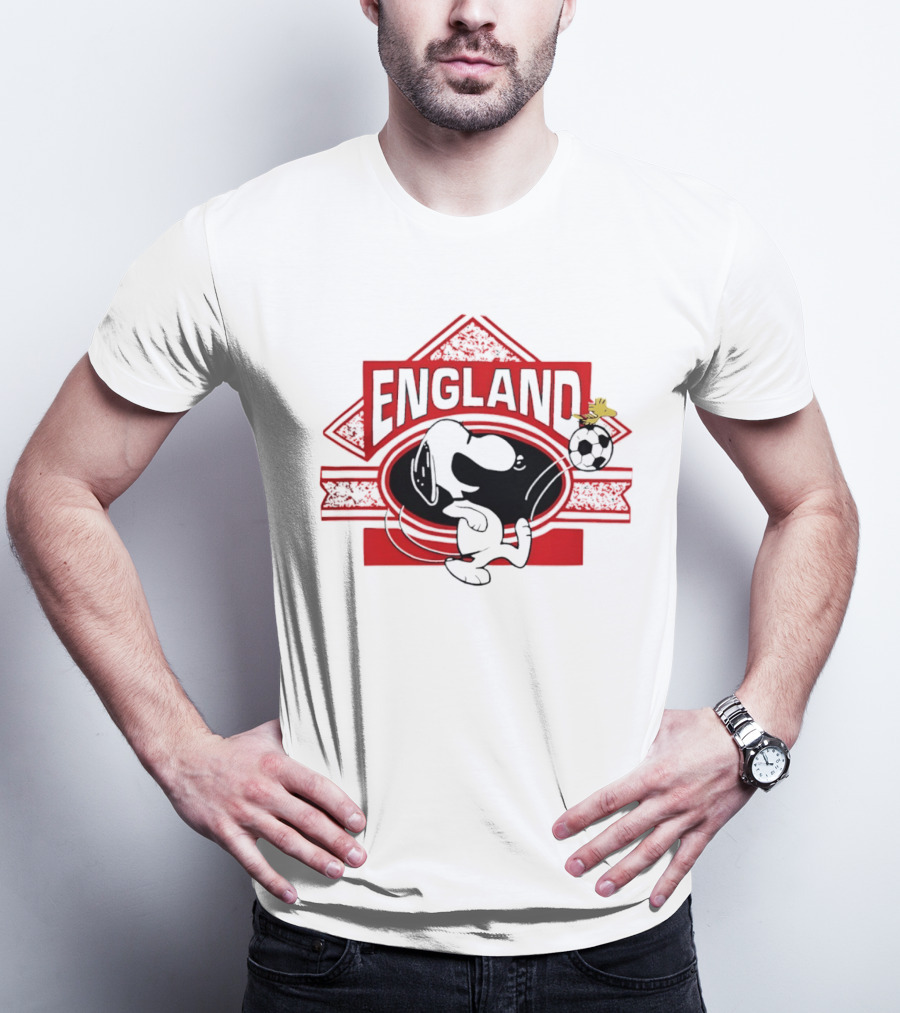 Snoopy Woodstock Peanuts England Soccer Football Collaboration T-Shirt