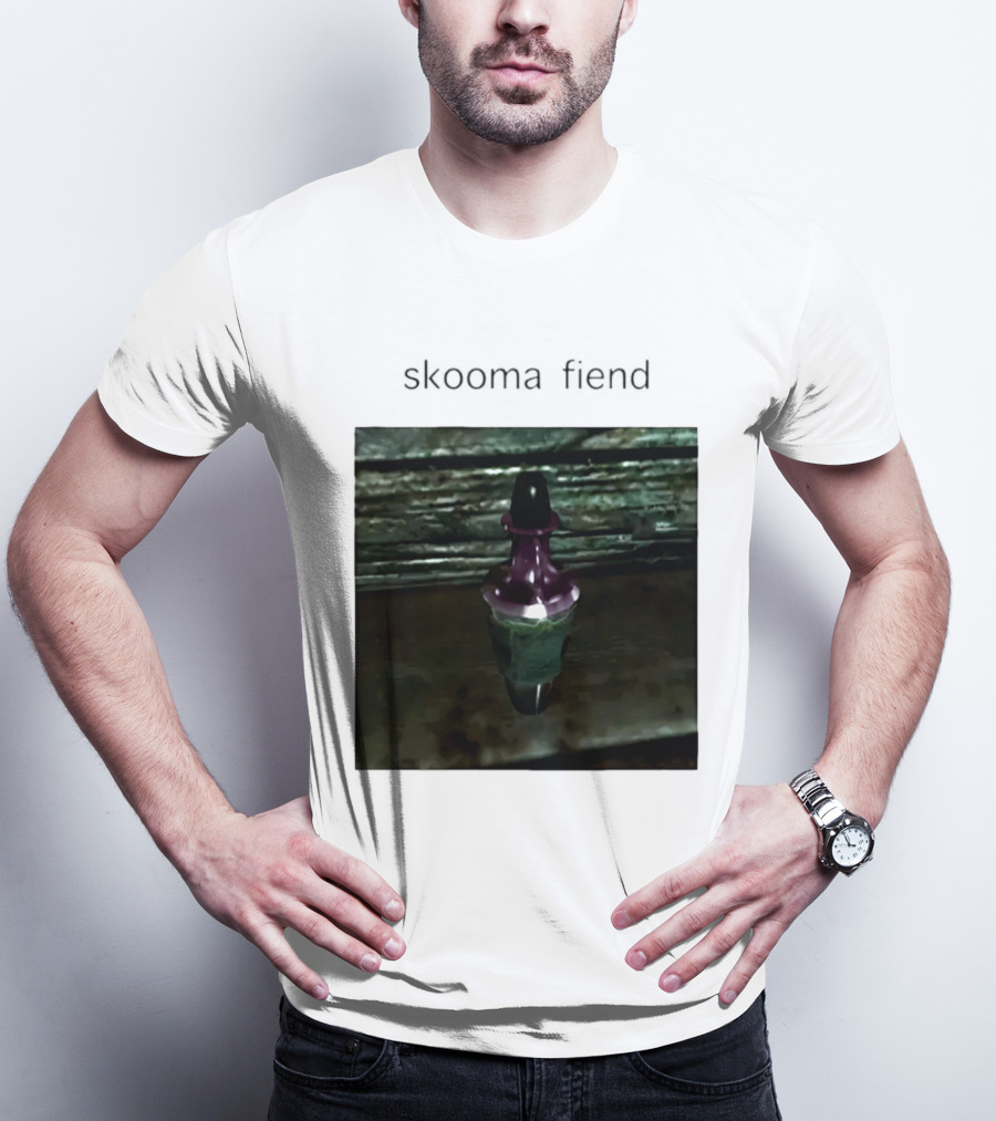Skooma Fiend Skyrim Potion Character Reference T-Shirt