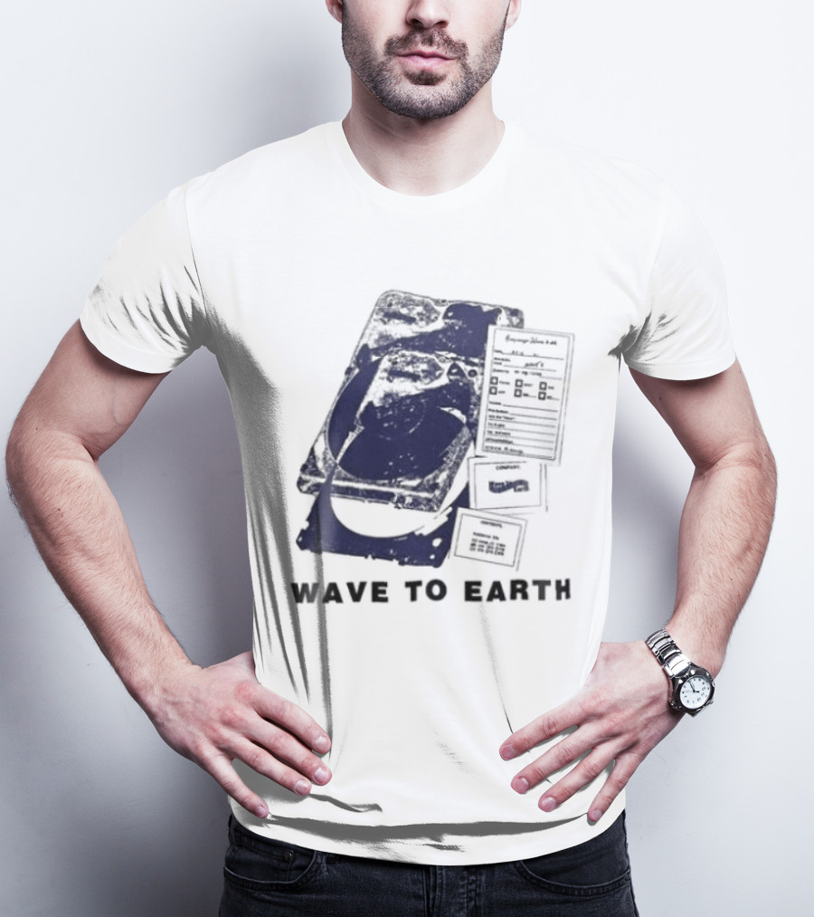 Wave To Earth Vintage Cassette Player Aesthetic T-Shirt