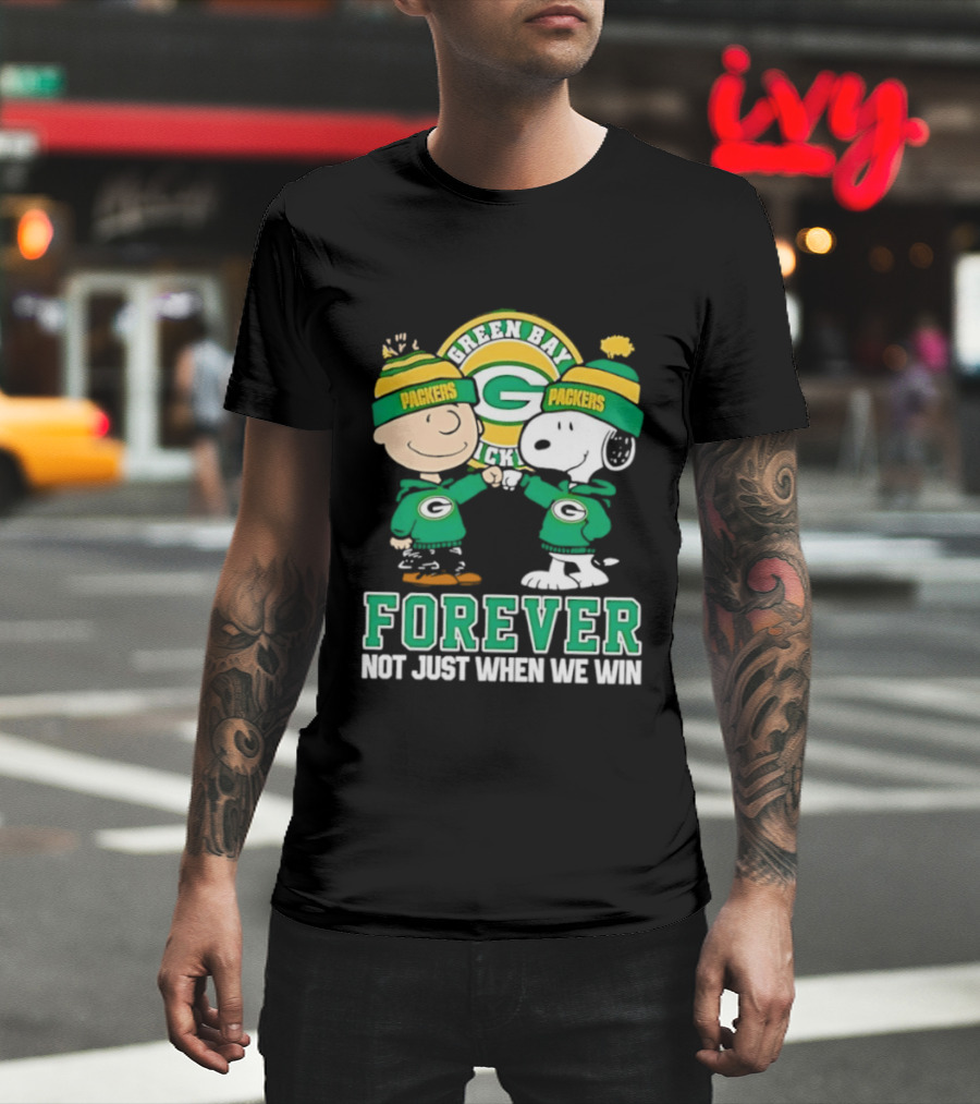 Peanuts Charlie Brown Snoopy Green Bay Packers Forever Not Just When We Win T-Shirt