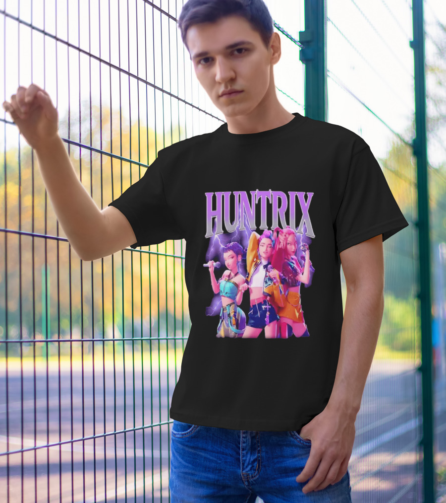 Huntrix Kpop Band Cartoon Characters With Microphones T-Shirt