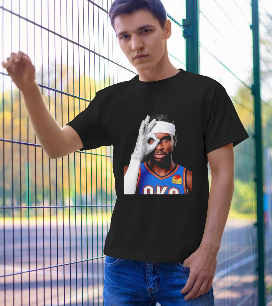Shai Gilgeous Alexander Oklahoma City Thunder Clutch Player Of The Year 2026 Glitter Gloves Houta OKC T-Shirt