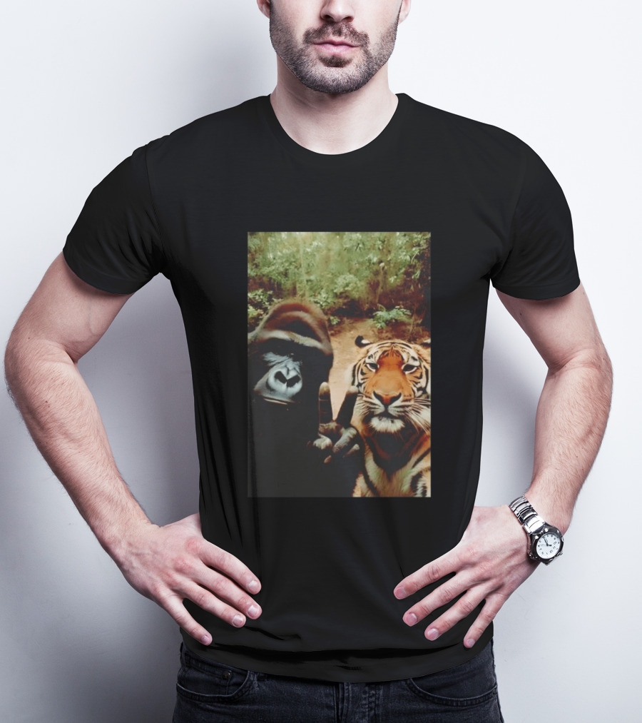 Gorilla And Tiger Peace Selfie Hi T-Shirt