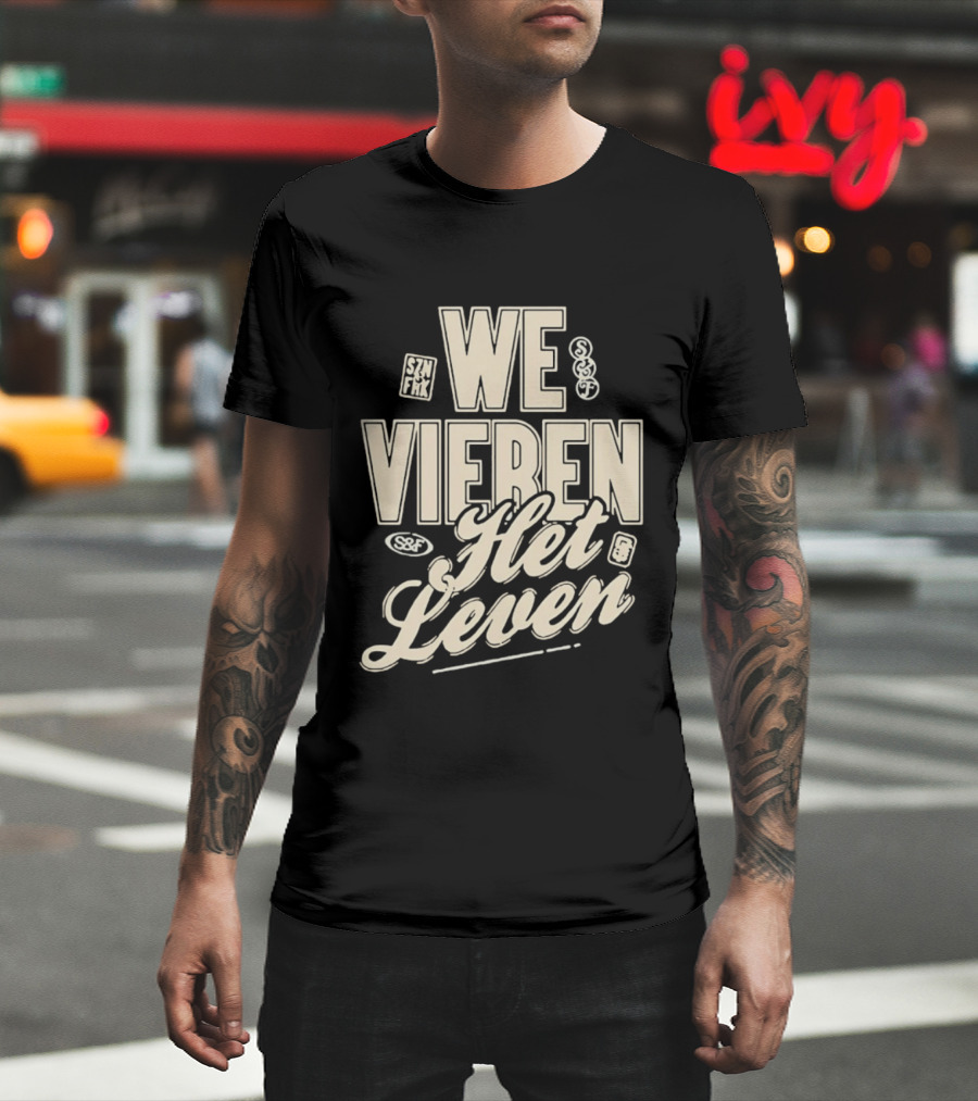 We Vieren Het Leven Tekst Stijl Met Bubbels En Sterren T-Shirt