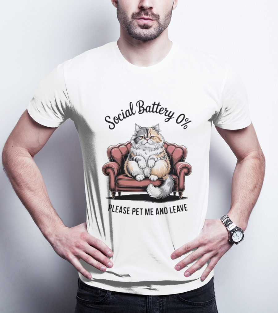 Social Battery 0% Cat Please Pet Me And Leave T-Shirt