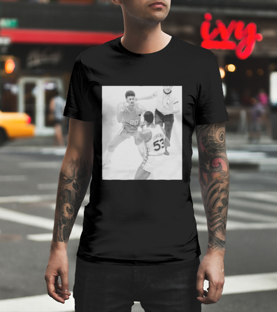 NBA Vintage Showdown Maurice Lucas Vs Darryl Dawkins Black White 20 53 T-Shirt