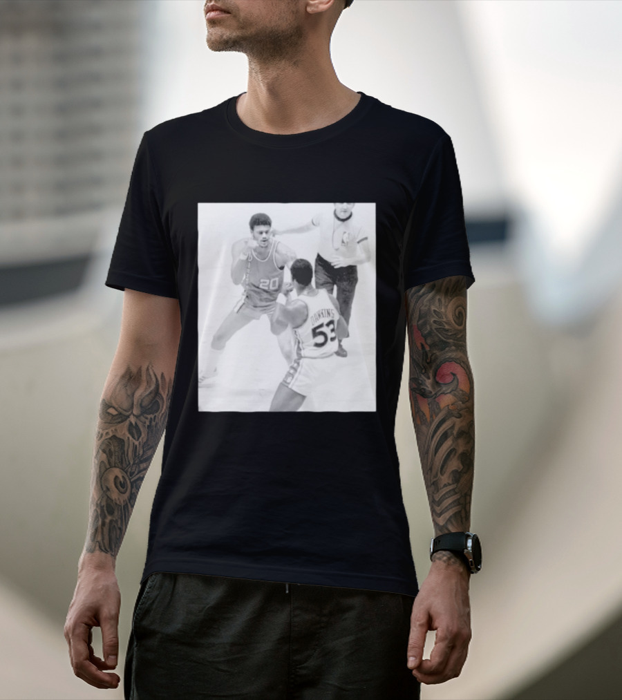 NBA Vintage Showdown Maurice Lucas Vs Darryl Dawkins Black White 20 53 T-Shirt
