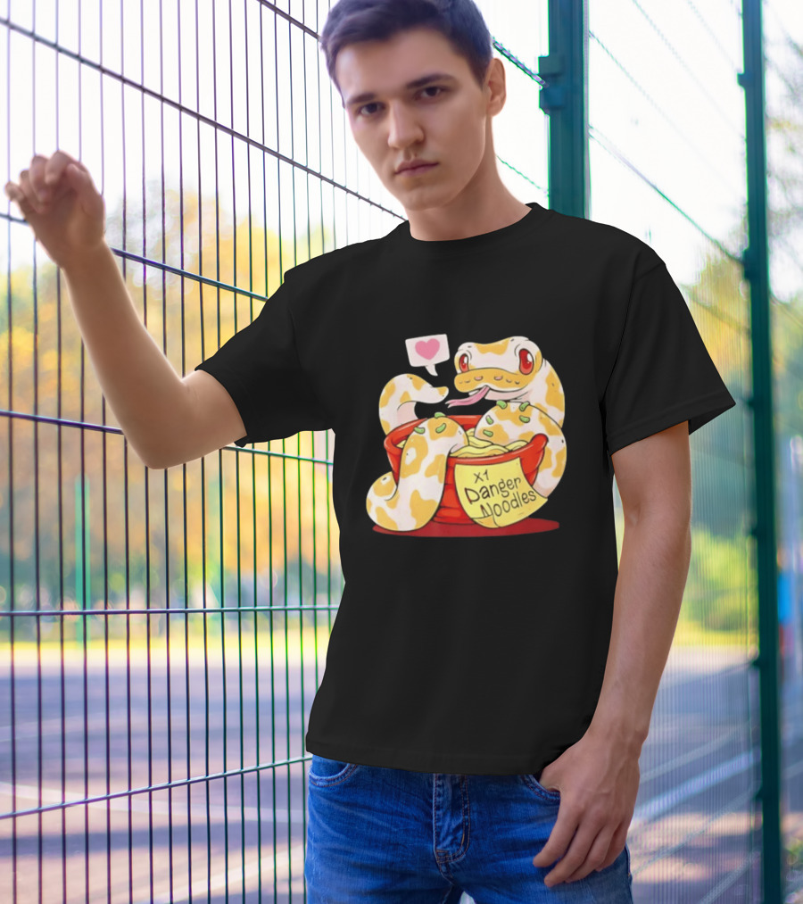 Snake Love X1 Danger Noodles Cartoon Cute Snake With Heart Speech Bubble T-Shirt
