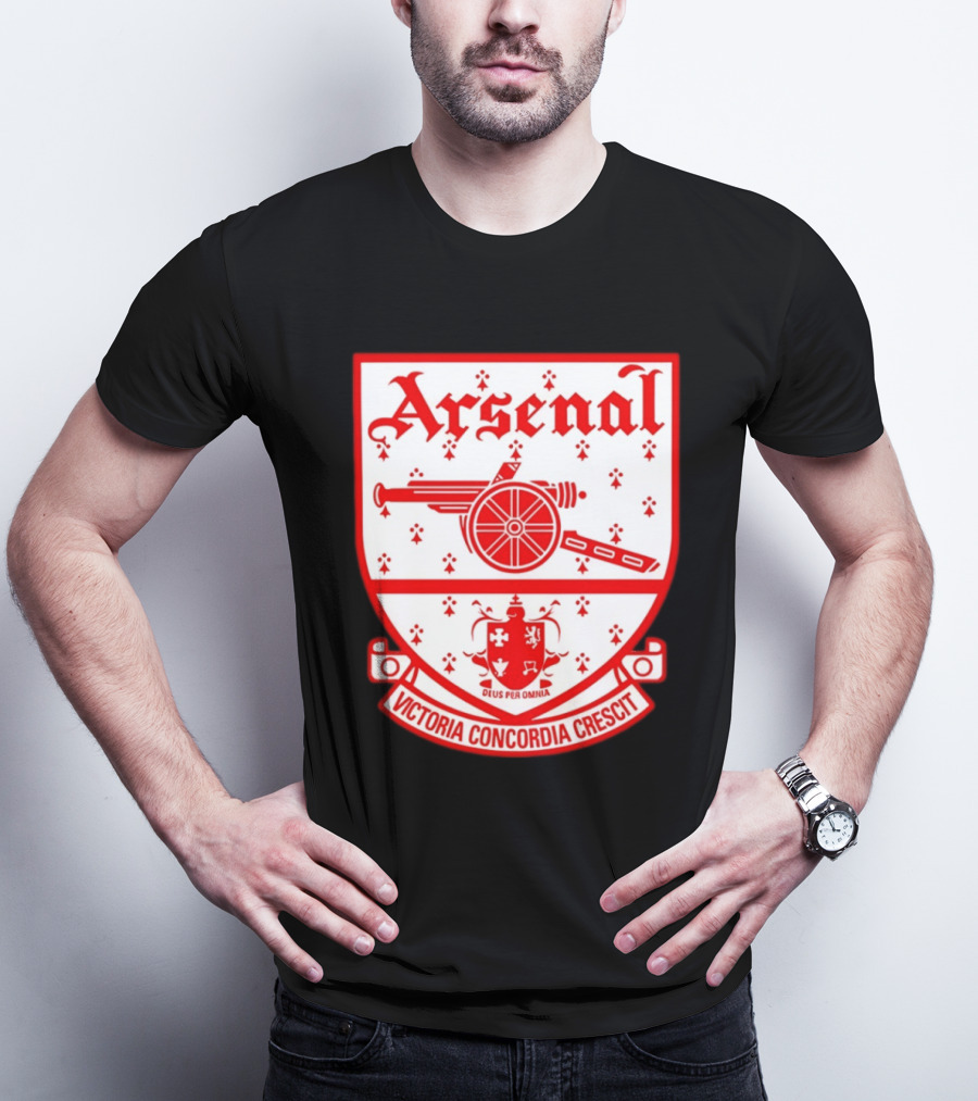 Arsenal FC Crest Deus Per Omnia Victoria Concordia Crescit T-Shirt