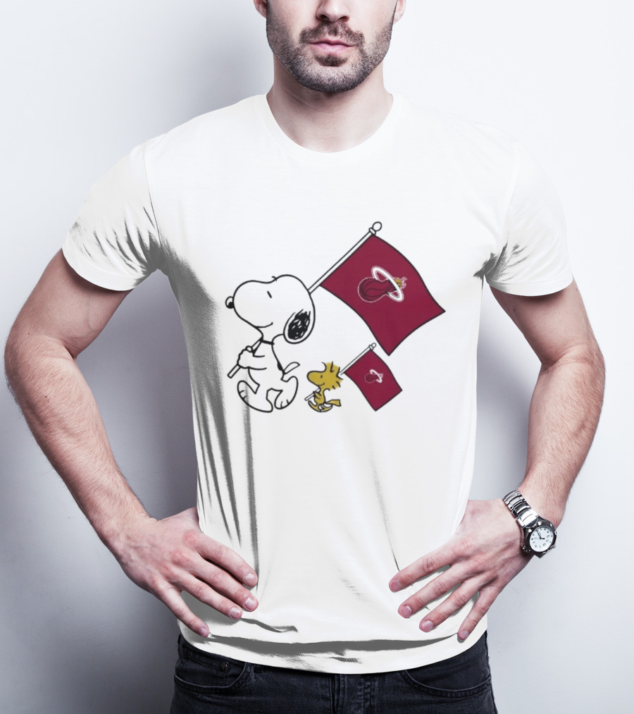 Miami Heat Snoopy Woodstock Miami Heat Flags T-Shirt