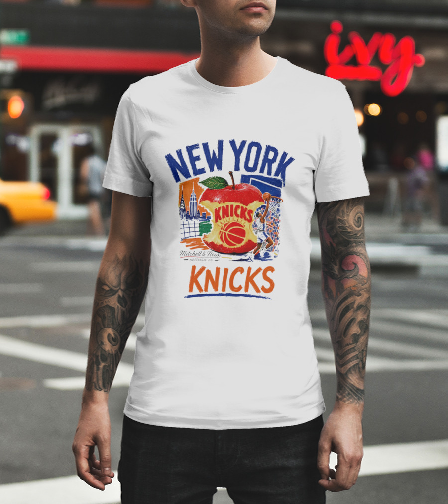 New York Knicks Mitchell & Ness Nostalgia Co Concrete Apple Basketball Scene T-Shirt