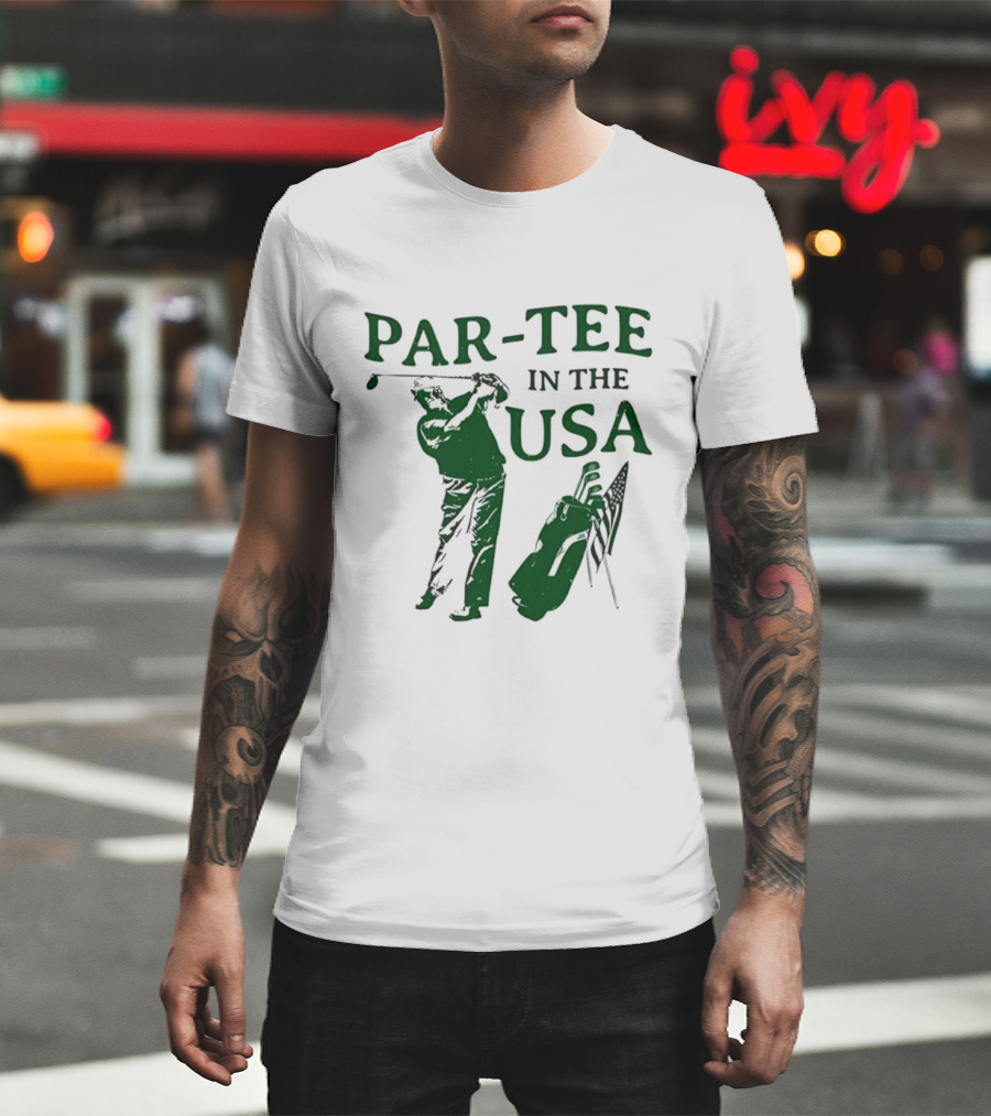 Par In The USA Golf Player With Clubs T-Shirt
