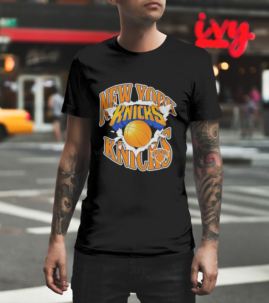 New York Knicks Bursting Basketball Knicks T-Shirt