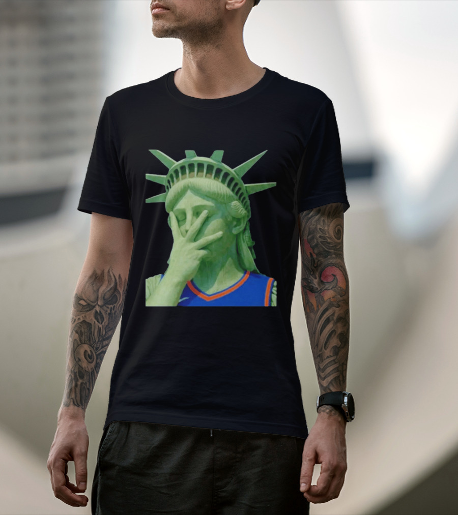 Liberty And Brunson For All Jalen Brunson 3 Points Pose Statue Of Liberty Knicks Jersey T-Shirt