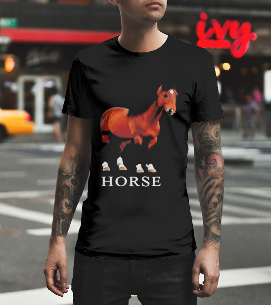Horse Realistic Equestrian Art Style Hoof T-Shirt