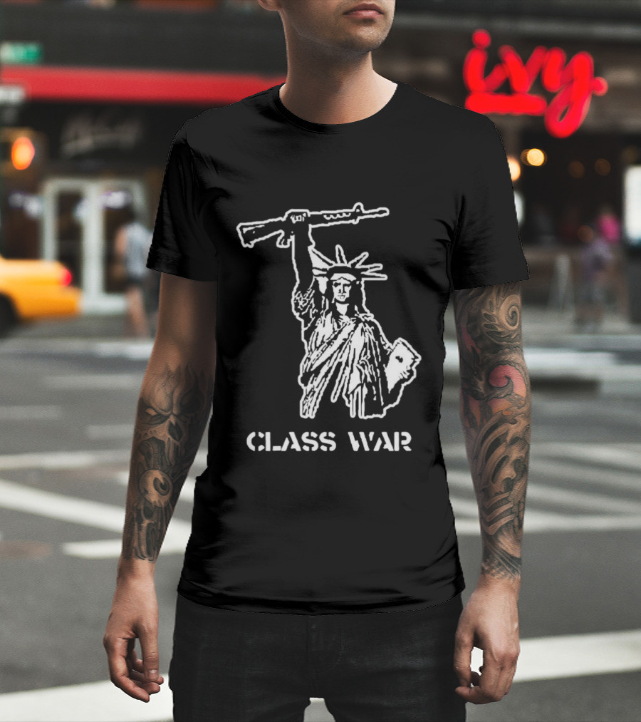 Statue Of Liberty AK 47 Class War New York USA T-Shirt