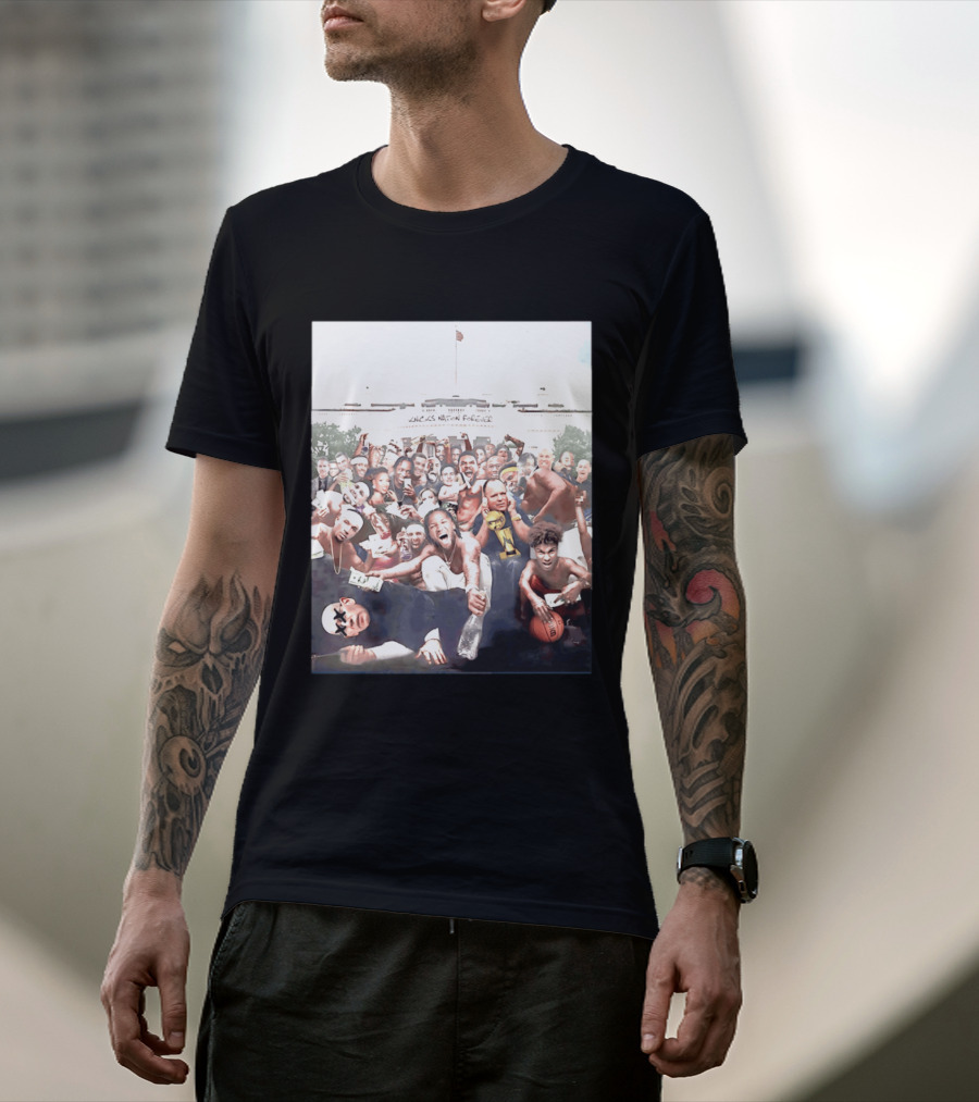 Knicks Nation Forever With Gathering Of Celebratory Fans And Players T-Shirt