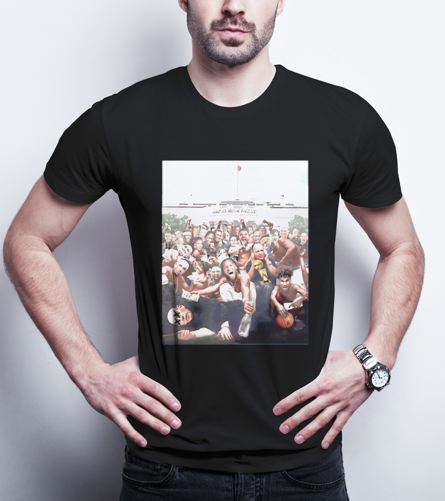 Knicks Nation Forever With Gathering Of Celebratory Fans And Players T-Shirt