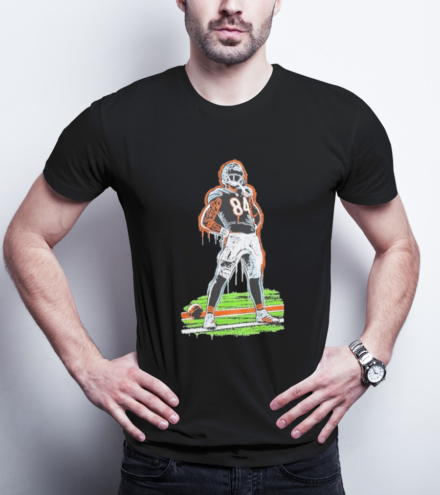 Chicago Bears Number 84 NFL Player Artwork Football Team Fan T-Shirt