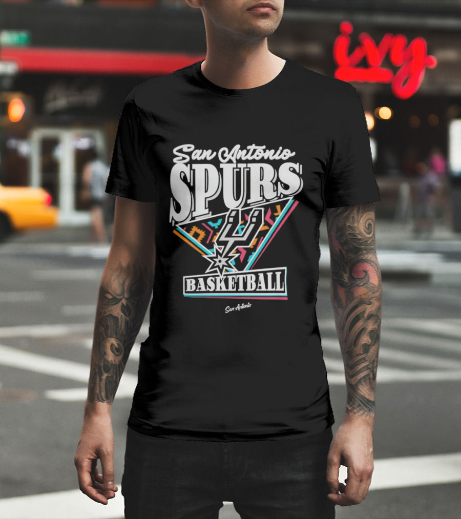San Antonio Spurs 90s Basketball T-Shirt