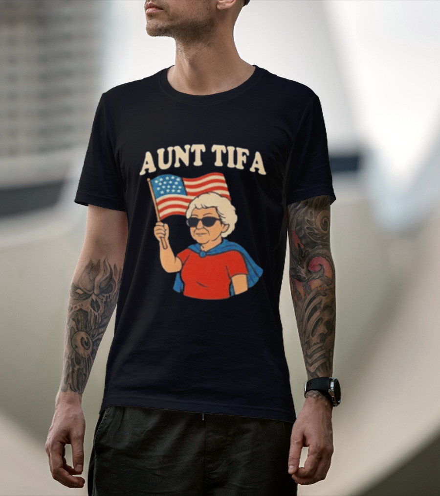 Aunt Tifa USA Flag And Cool Grandma In Sunglasses T-Shirt