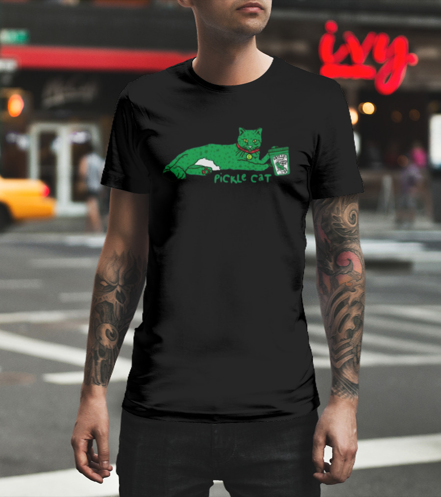 Grillos Pickle Cat With Grillos Pickles Jar T-Shirt
