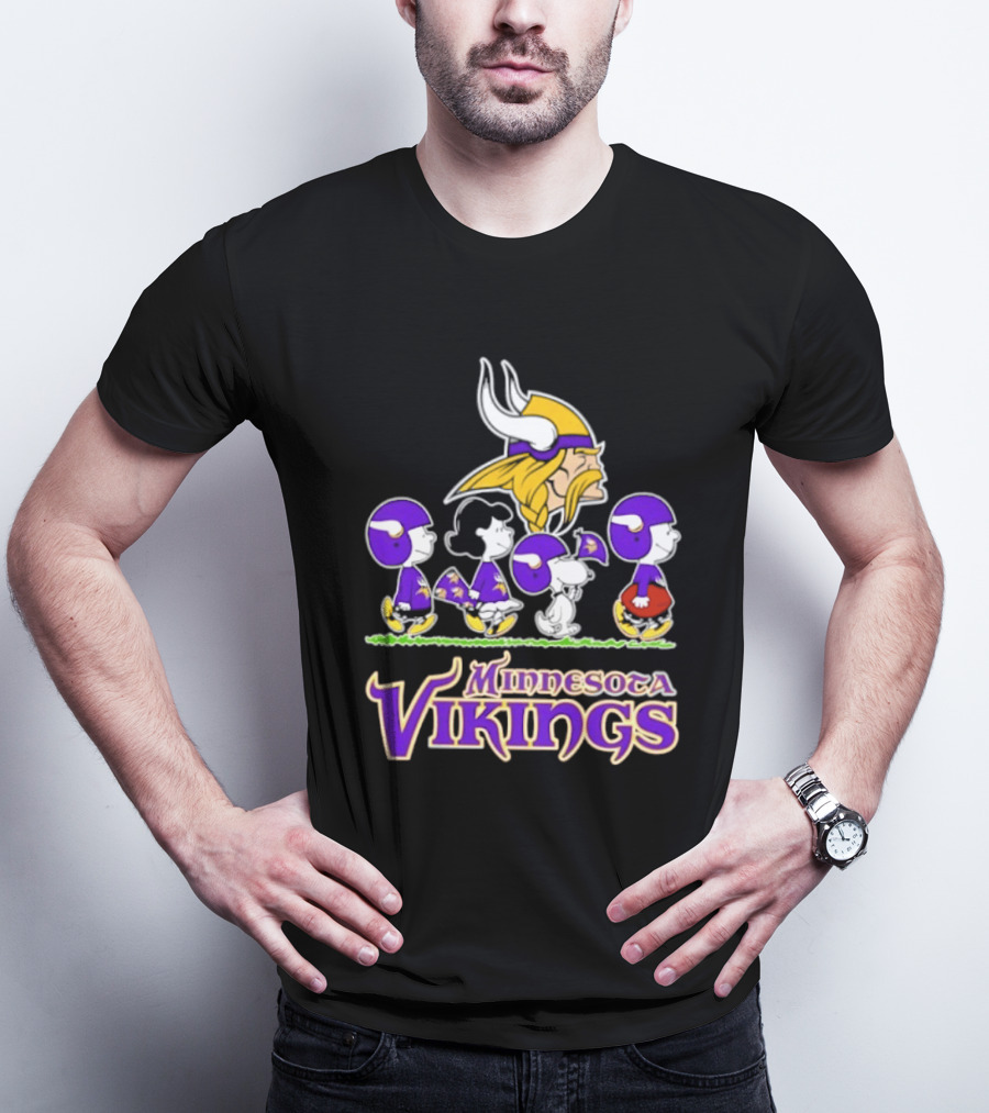 Peanuts Snoopy Minnesota Vikings Characters NFL Team Collaboration T-Shirt