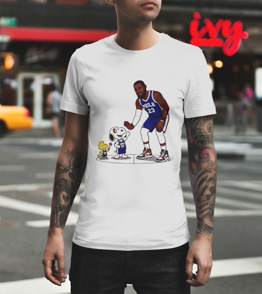 Snoopy Woodstock High Five LeBron James 23 Philadelphia 76ers Collaboration T-Shirt